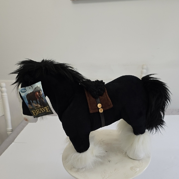 Disney | Toys | Nwt Disney Store Brave Merida Angus Clydesdale Large ...